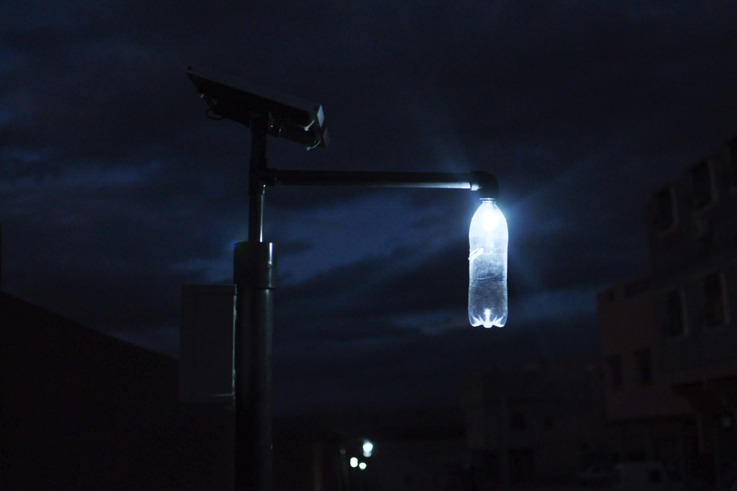 We support • English